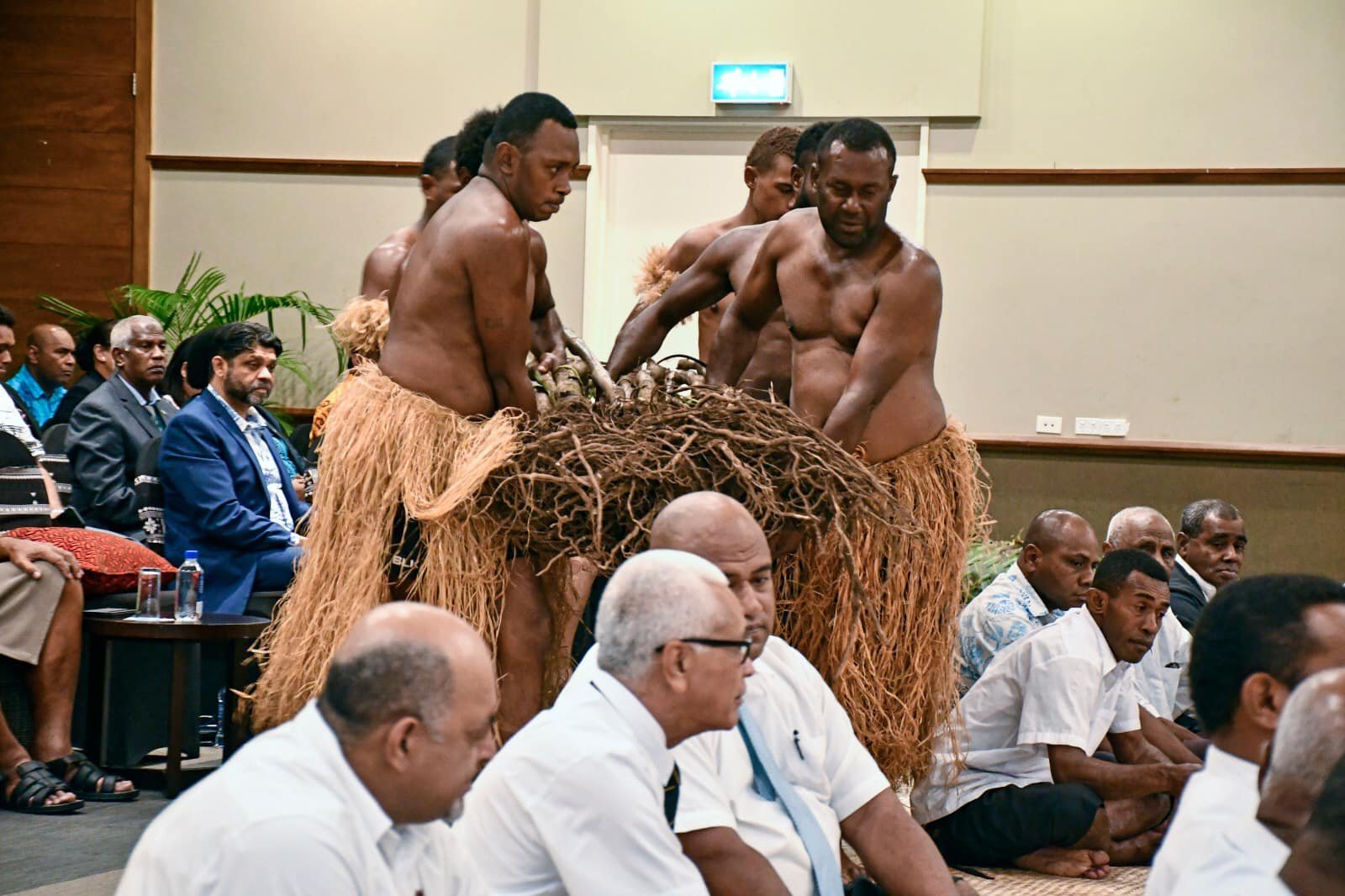 Traditional Ceremony of Welcome to the visiting of Micronesian and ...